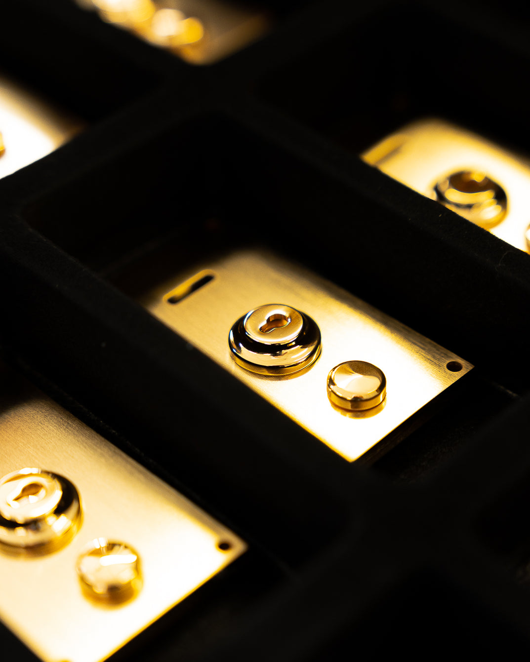 MMC COLOMBO | High-end design hardware for high fashion